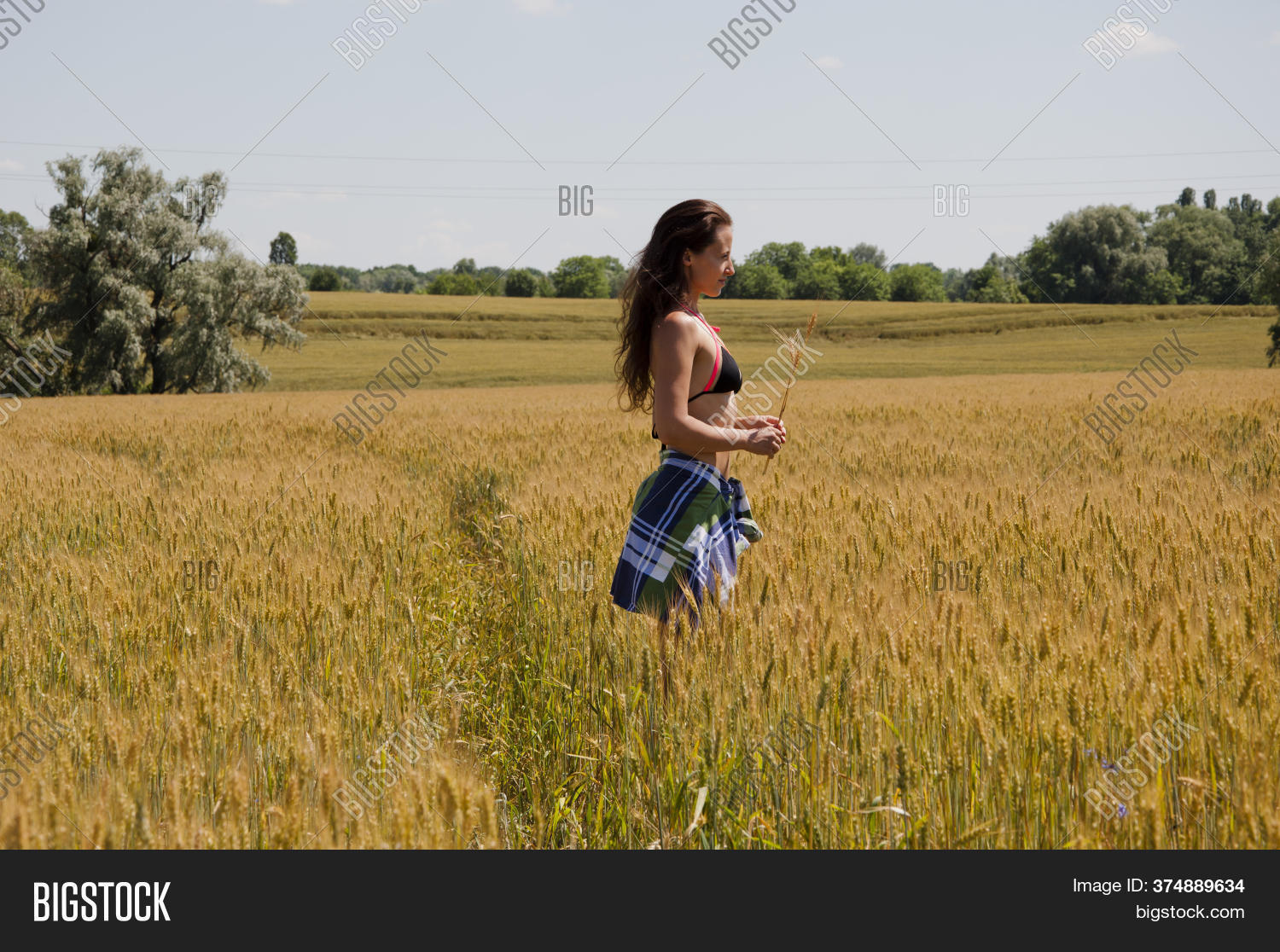 Model Wear Summer Image & Photo (Free Trial) | Bigstock