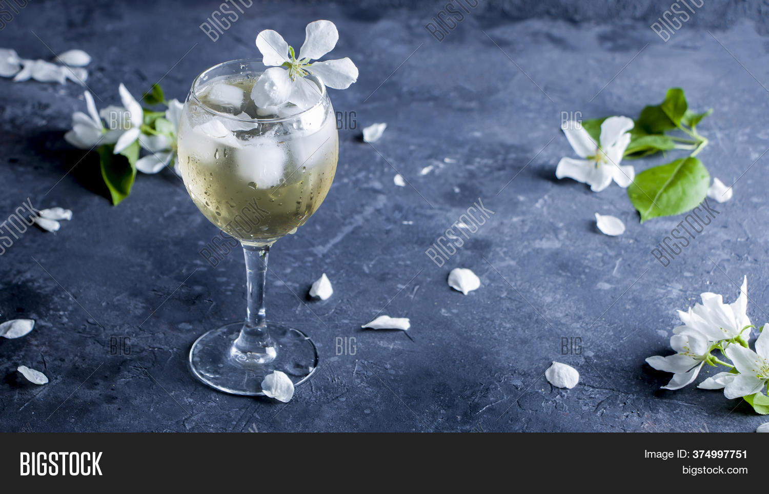 Apple Alcoholic Image & Photo (Free Trial) | Bigstock