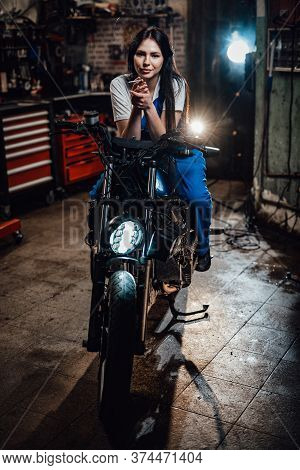 Beautiful Brunette Image & Photo (Free Trial) | Bigstock