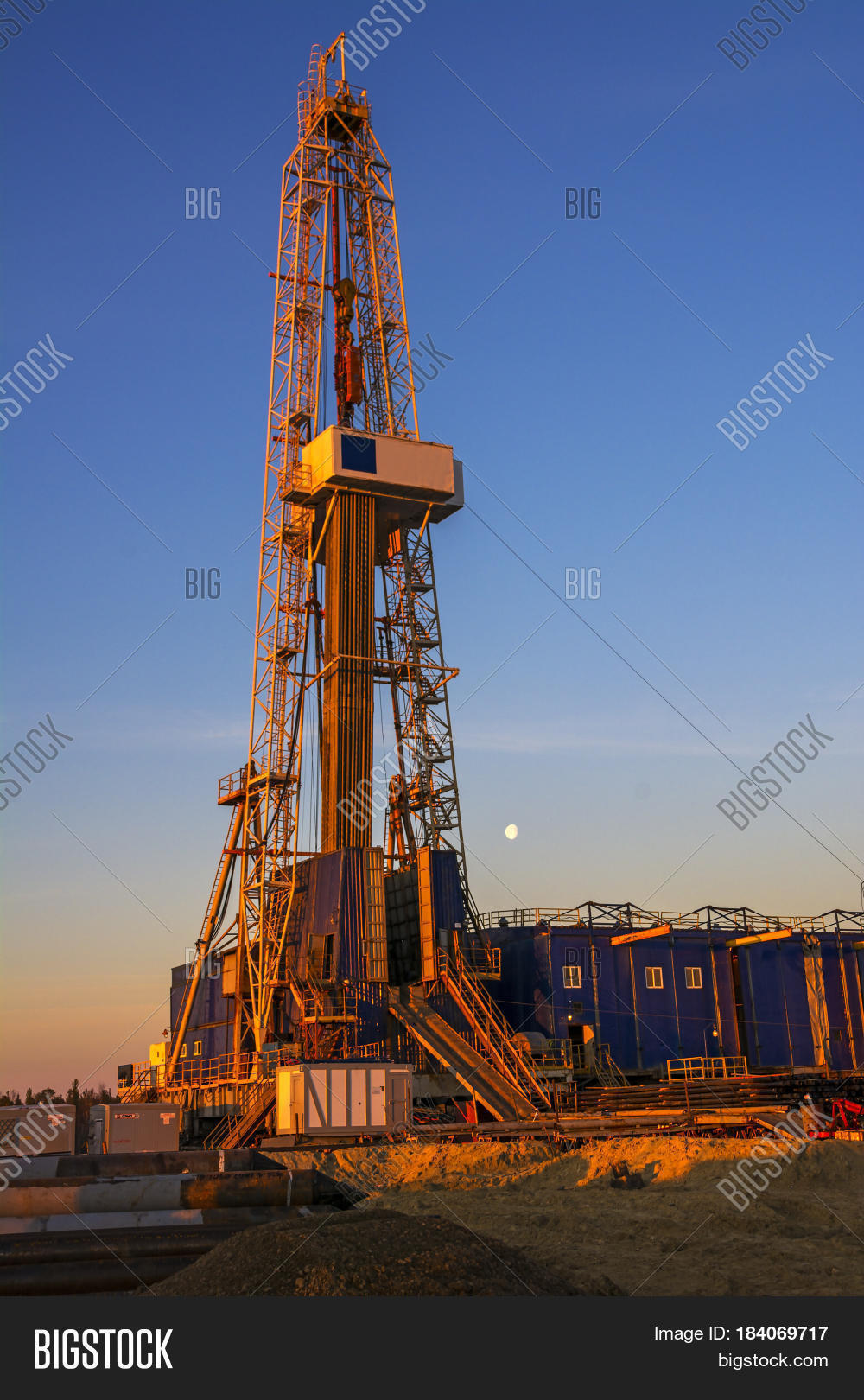 Oil Rig Background Image & Photo (Free Trial) | Bigstock