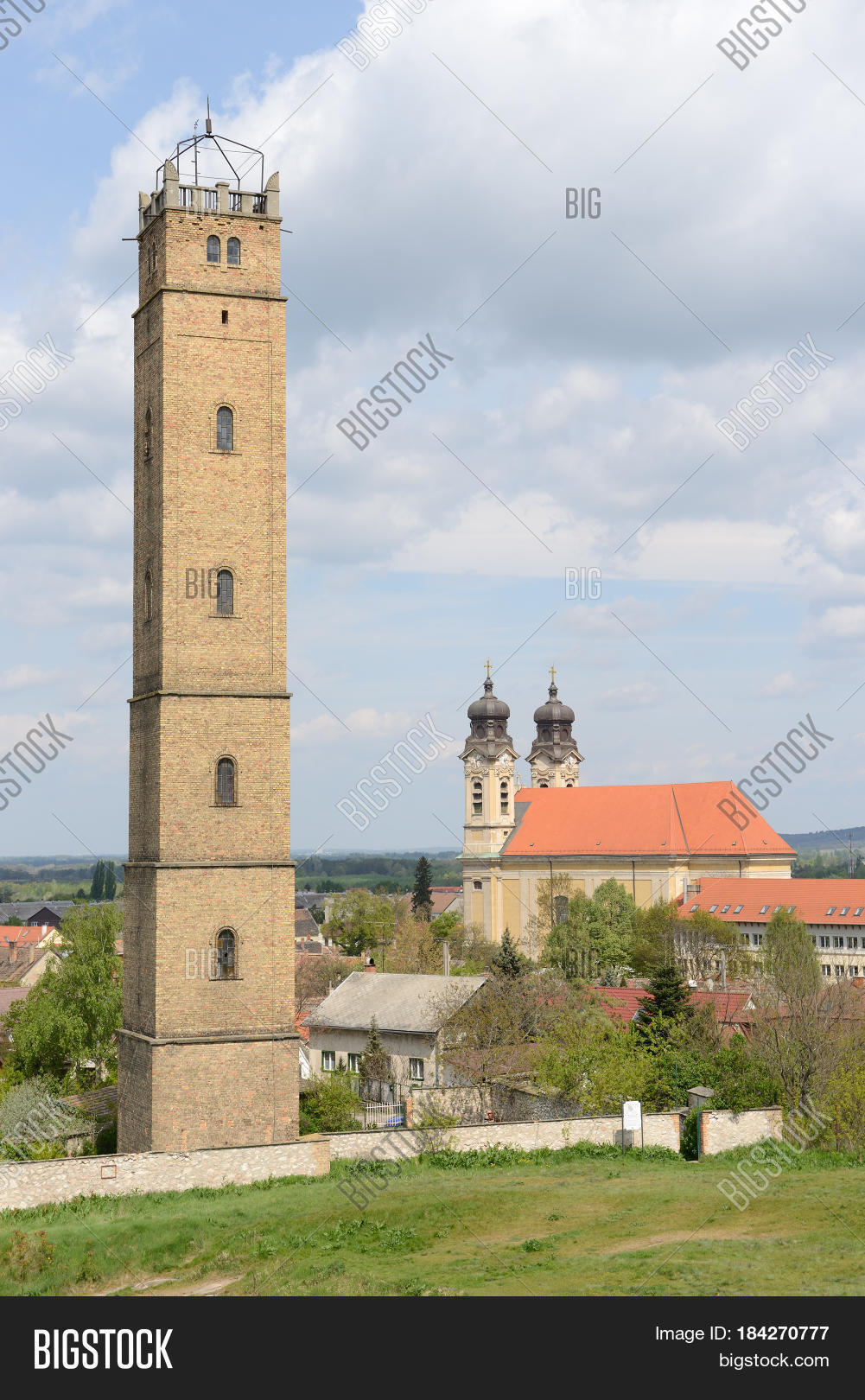 40-meter-high Jakab Image & Photo (Free Trial) | Bigstock