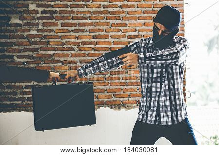 Man Hoodie Robbing Image & Photo (Free Trial) | Bigstock