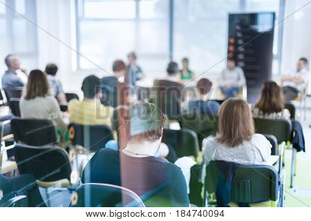 Round Table Discussion Images, Illustrations, Vectors - Round Table ...