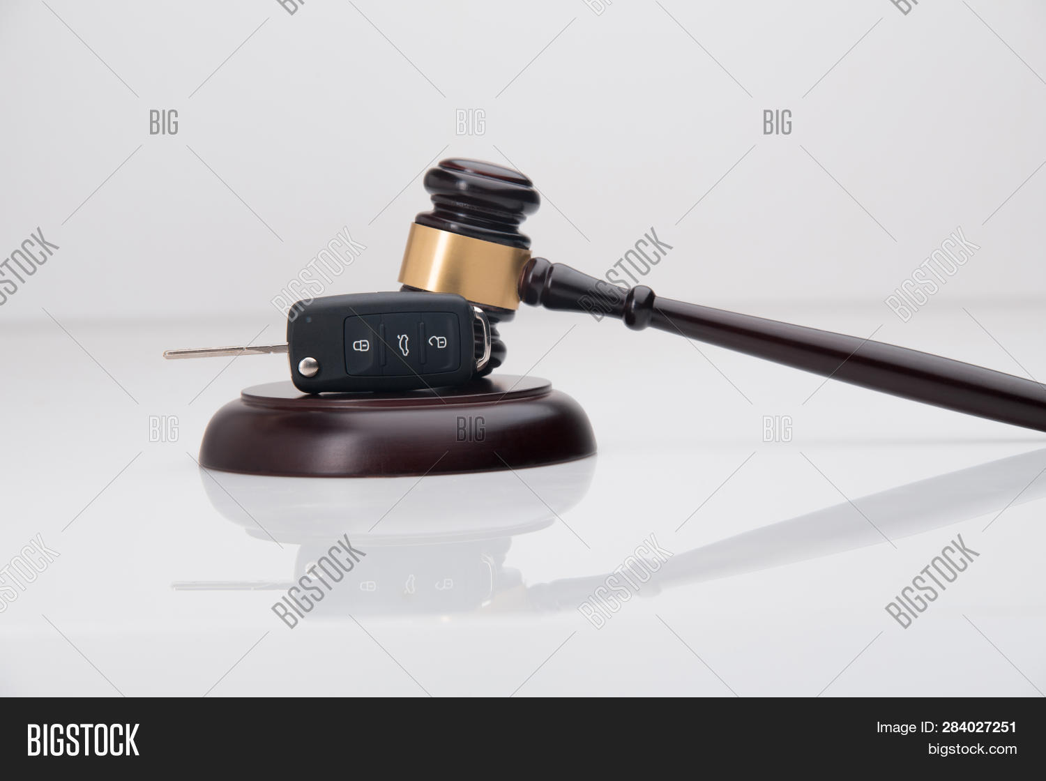 Close- Gavel Car Key Image & Photo (Free Trial) | Bigstock