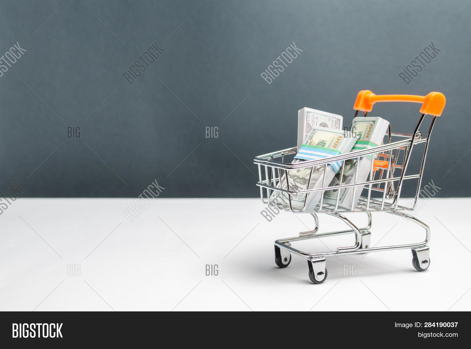 Supermarket Cart Packs Image & Photo (Free Trial) | Bigstock