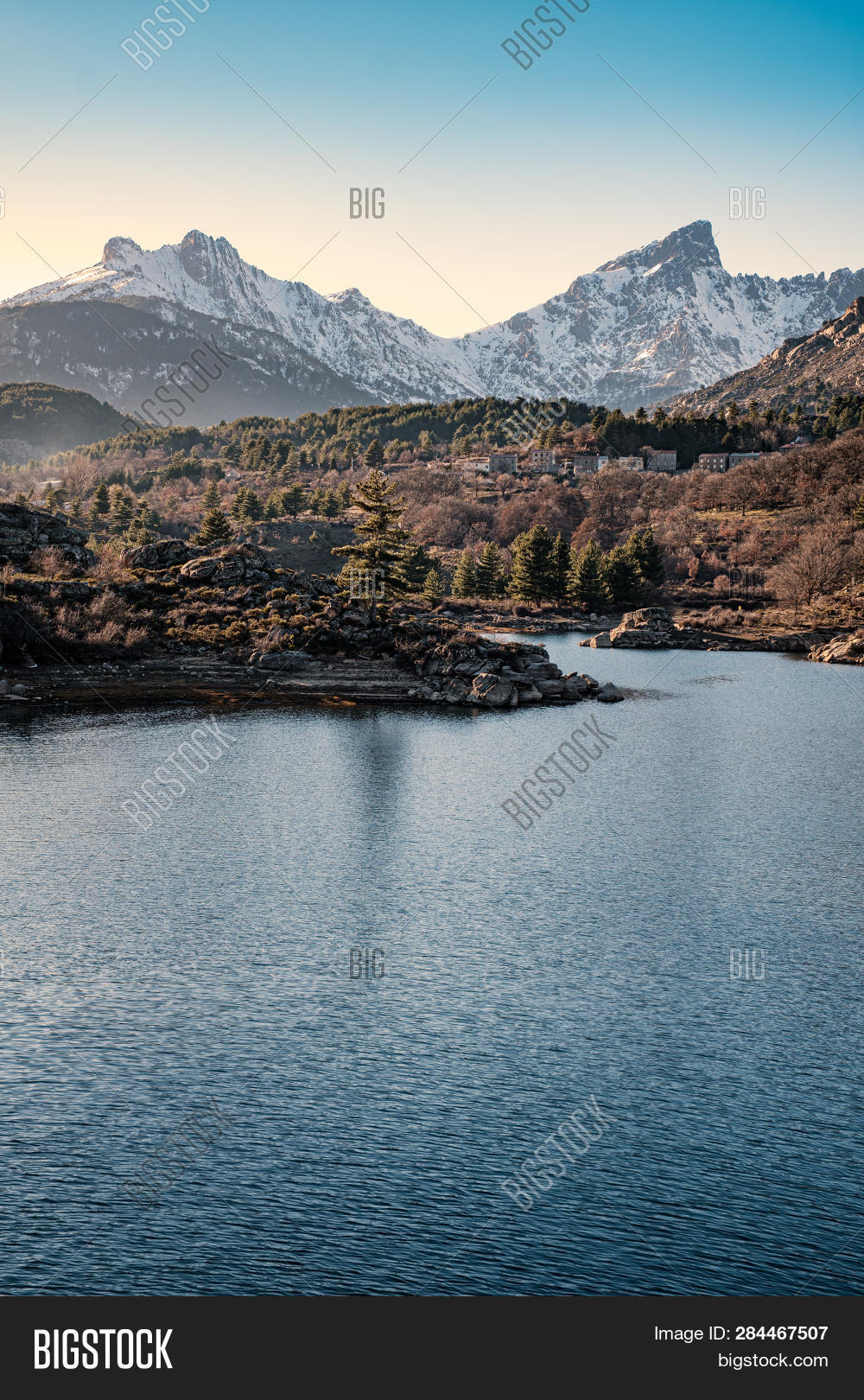 River Golo Village Image & Photo (Free Trial) | Bigstock