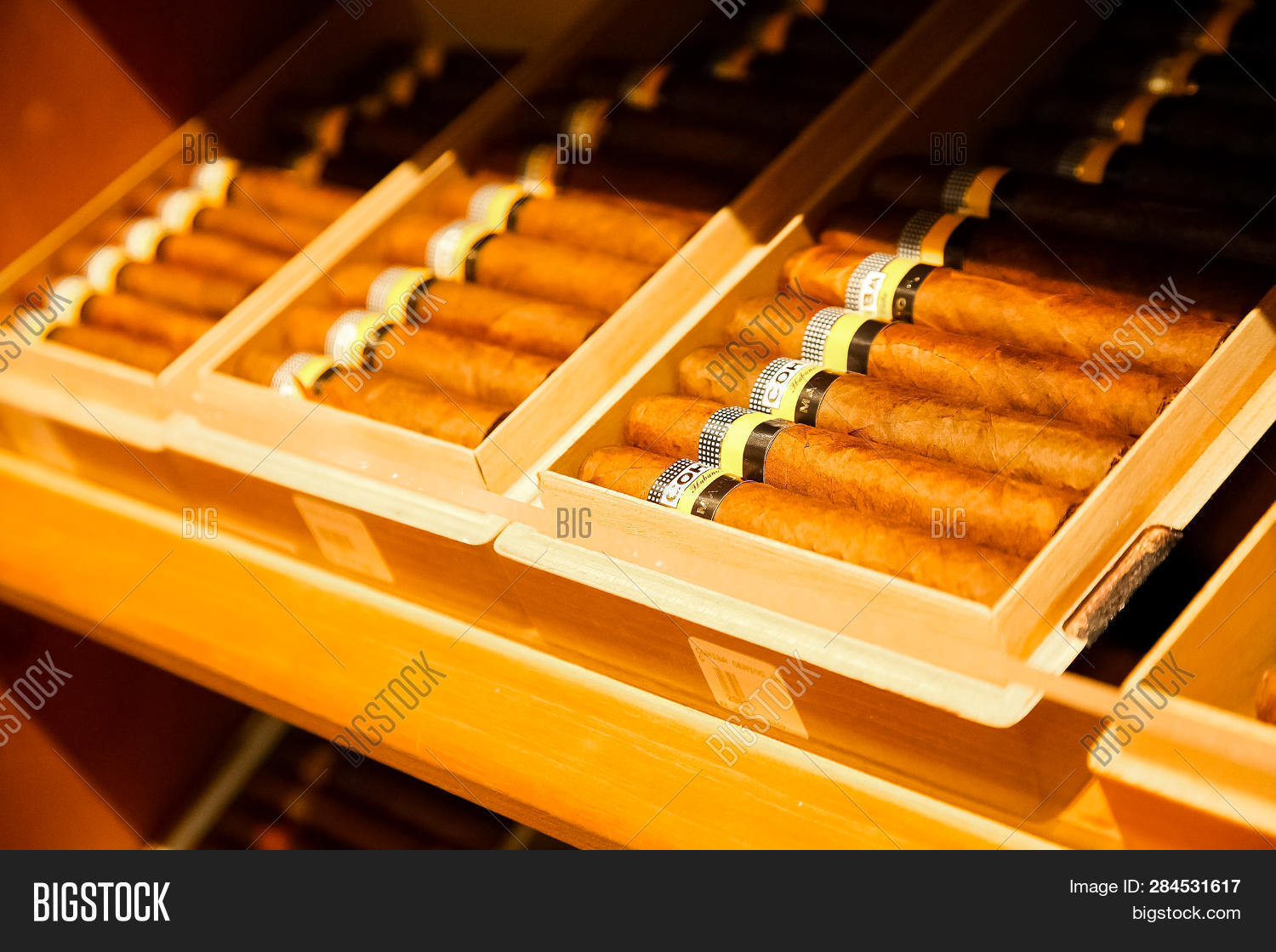 Interior -market Cigar Image & Photo (Free Trial) | Bigstock