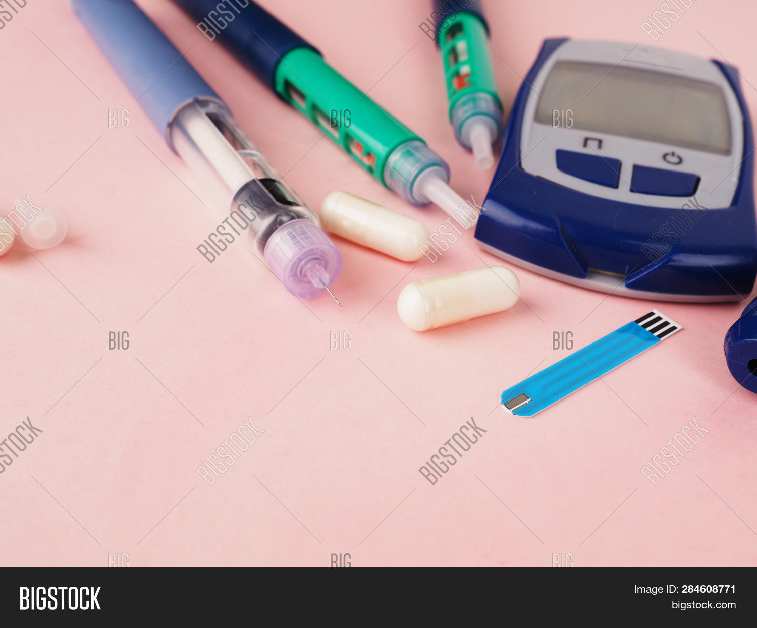 Diabetes Pen Injection Image & Photo (Free Trial) | Bigstock