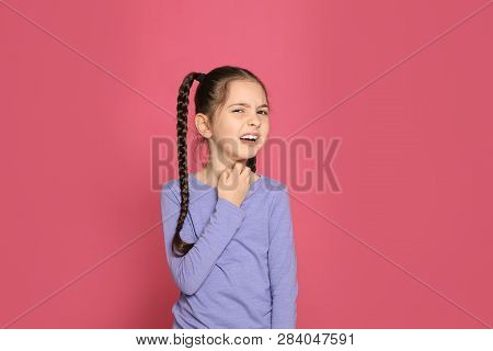 Little Girl Scratching Image & Photo (Free Trial) | Bigstock