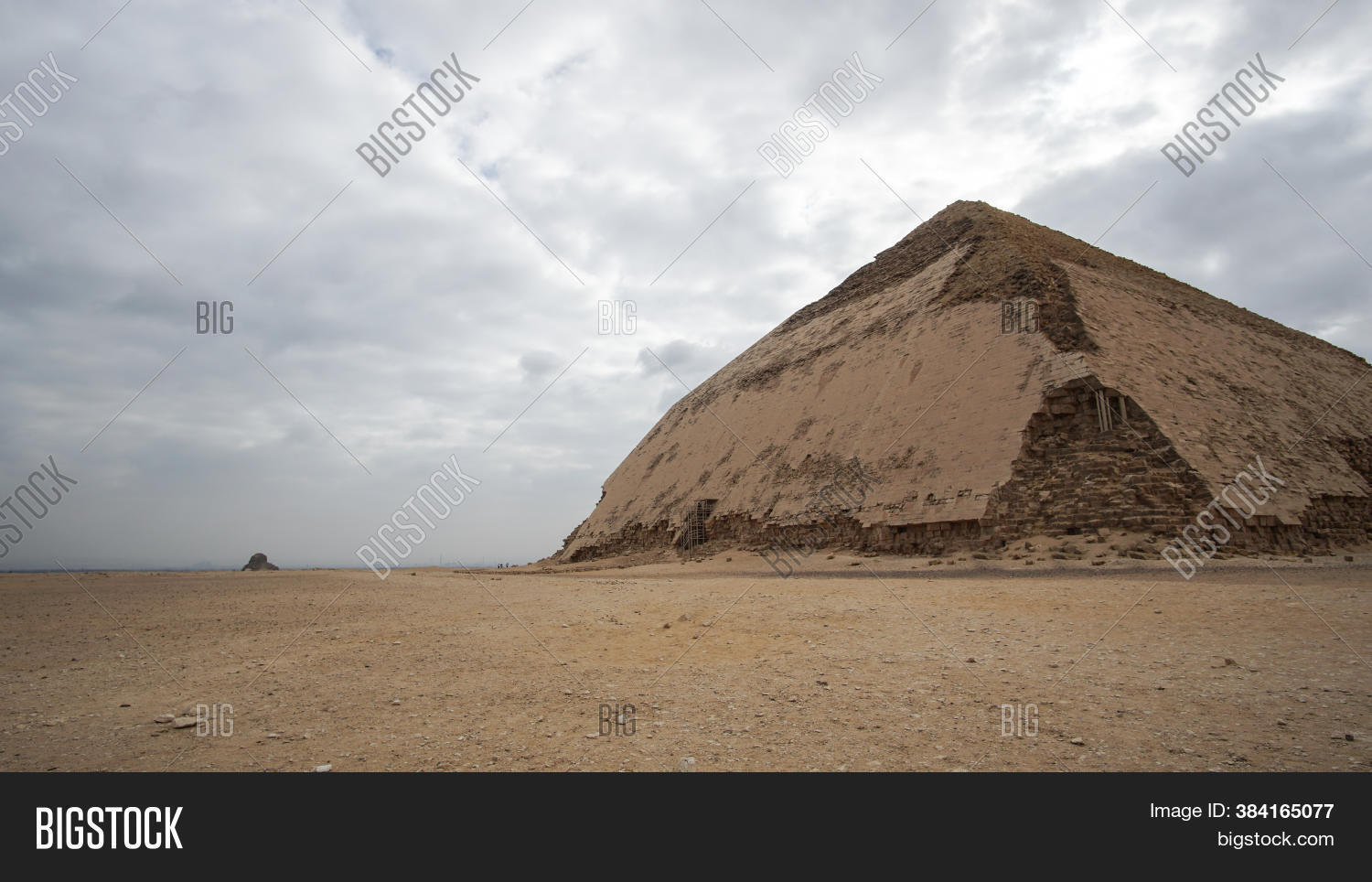 Bent Pyramid Egypt Image & Photo (Free Trial) | Bigstock