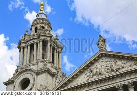 English Baroque Architecture
