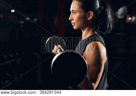 Athletic Young Woman Image & Photo (Free Trial) | Bigstock