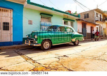 Classic Car Colonial Image & Photo (Free Trial) | Bigstock