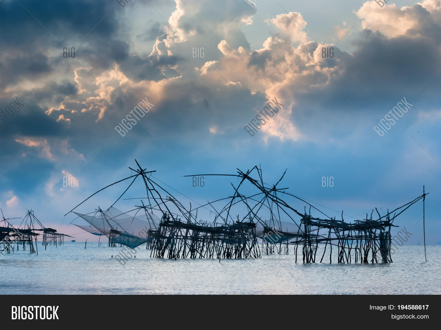 Imagen y foto Thai Fishing Nets, (prueba gratis) | Bigstock