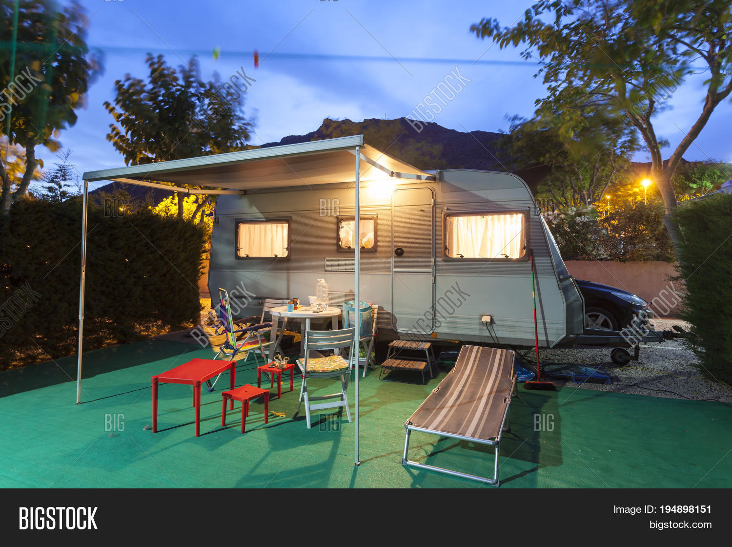 Trailer Caravan On Image & Photo (Free Trial) | Bigstock