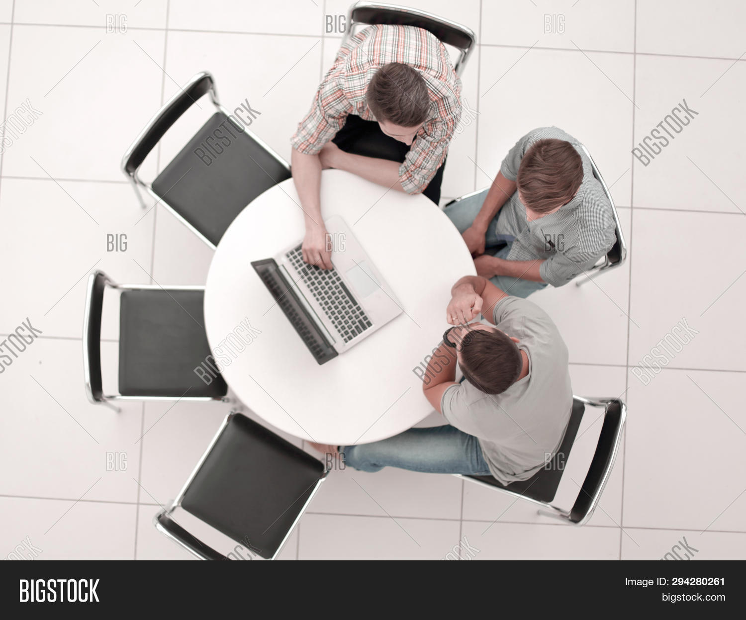 Group People Gadgets Image & Photo (Free Trial) | Bigstock