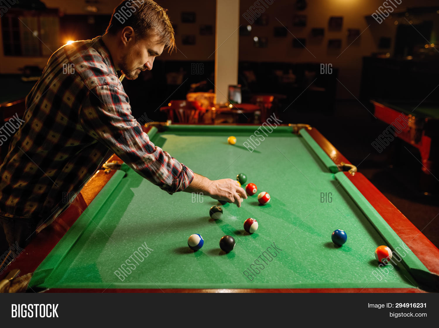 Male Billiard Player Image & Photo (Free Trial) | Bigstock