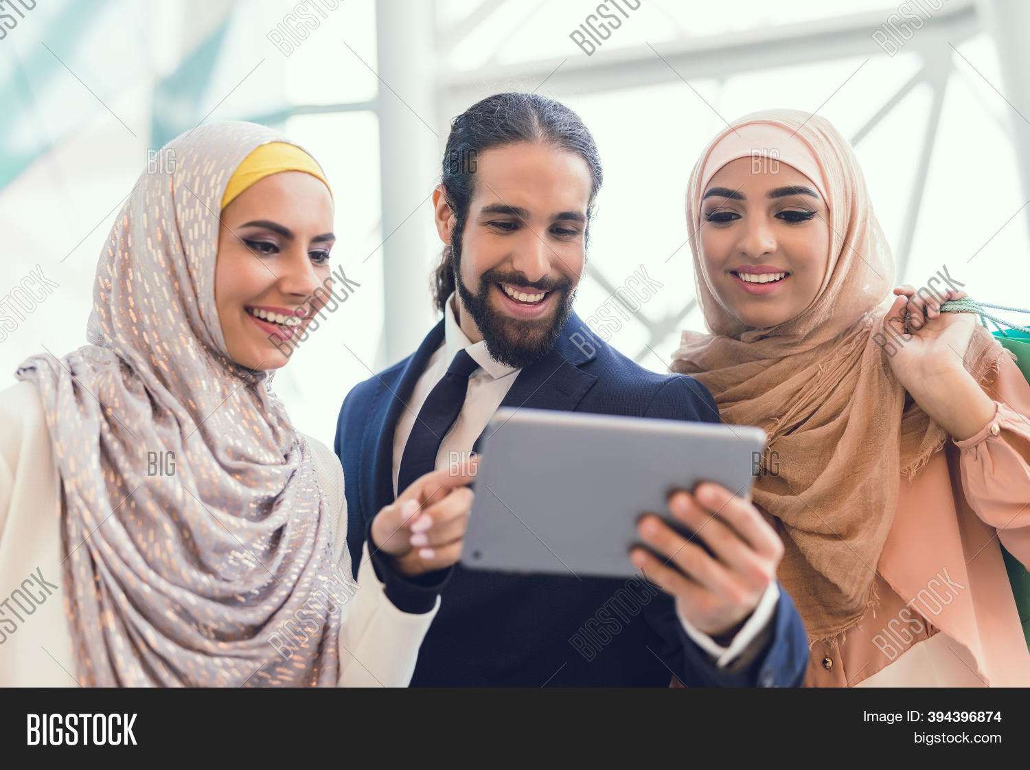 Young Arabian People Image & Photo (Free Trial) | Bigstock