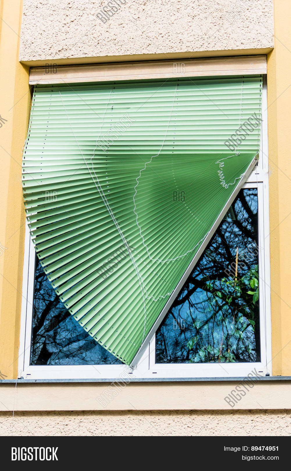 Broken Blinds On Image & Photo (Free Trial) | Bigstock