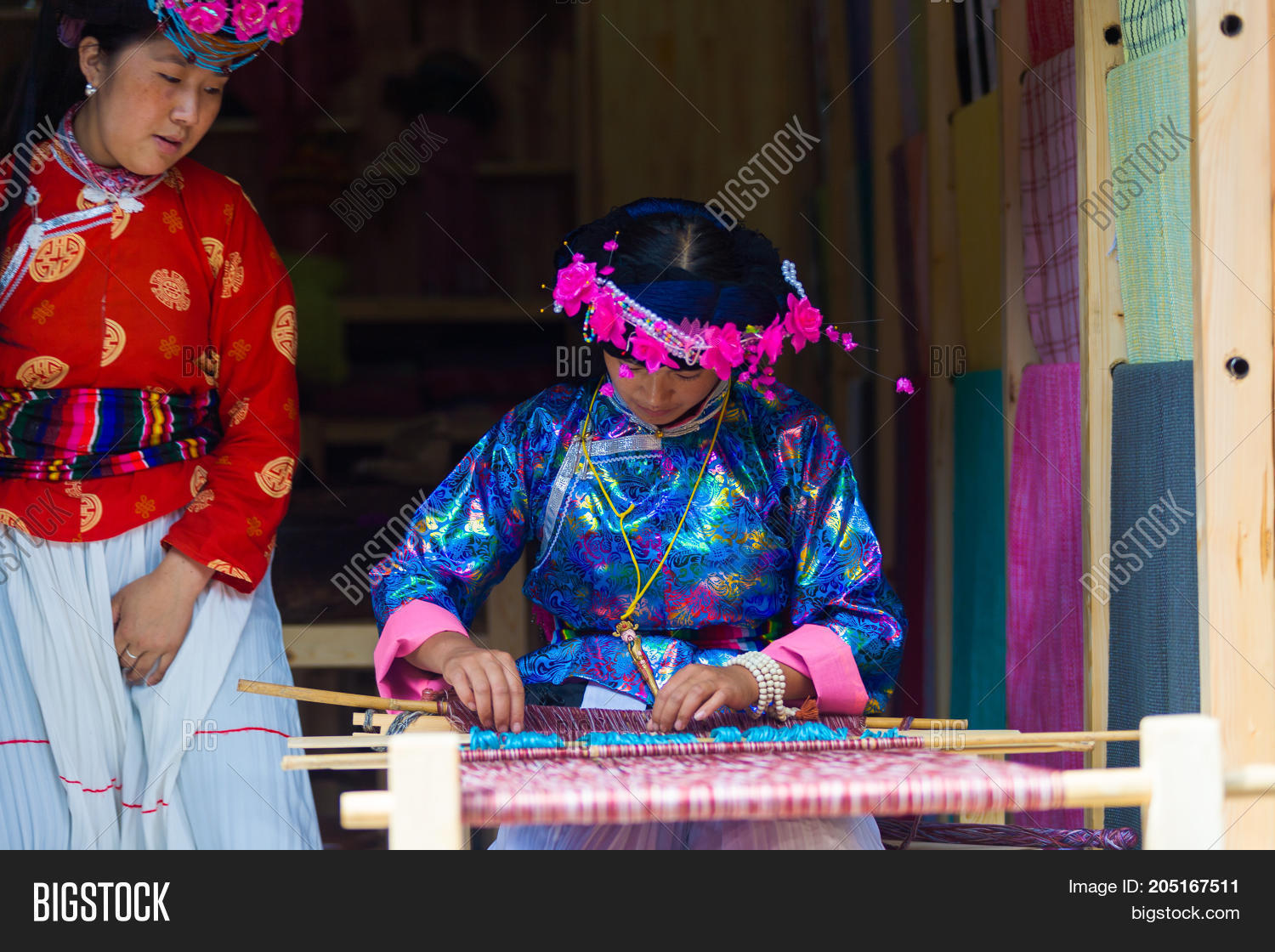 Lijiang Woman Image & Photo (Free Trial) | Bigstock