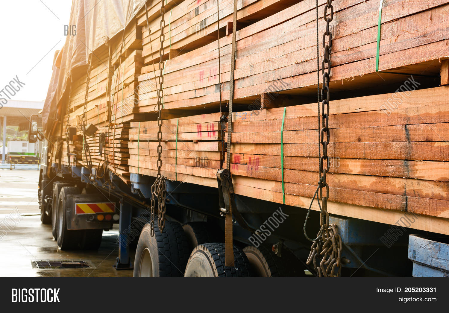Timber Transport Truck Image & Photo (Free Trial) | Bigstock