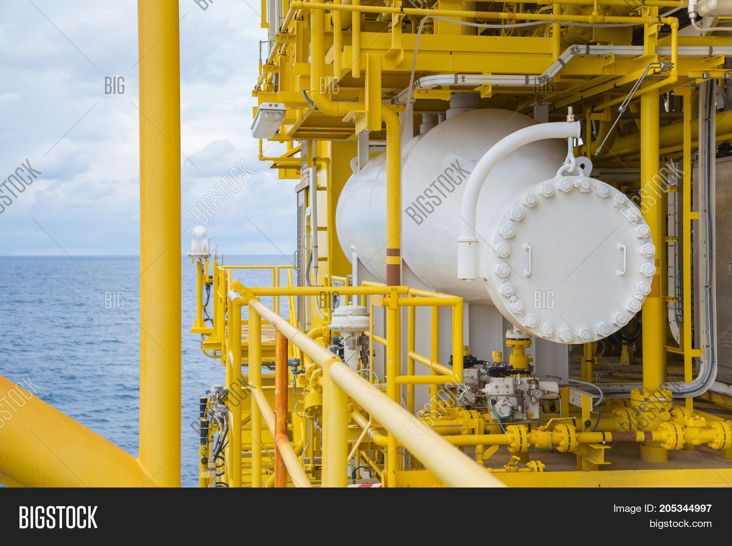 Test Separator Oil Gas Image & Photo (Free Trial) | Bigstock