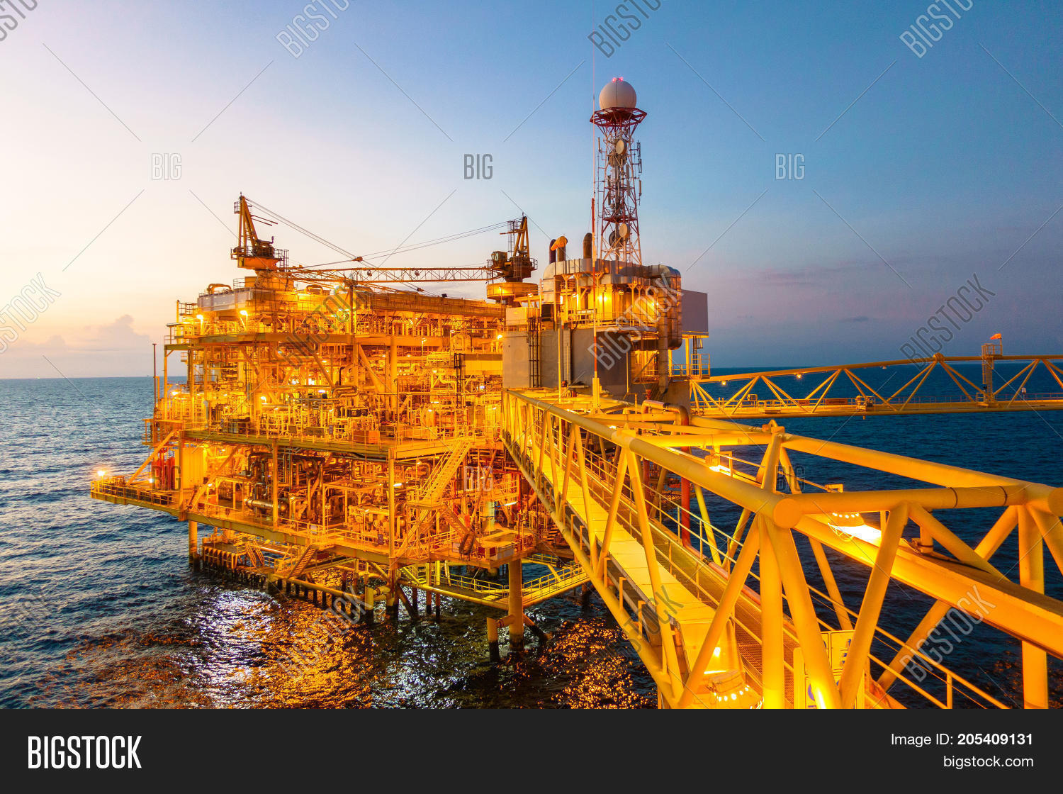 Offshore Construction Image & Photo (Free Trial) | Bigstock