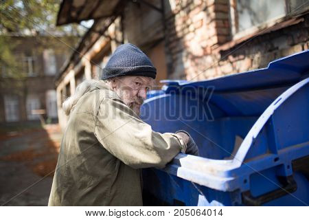 Homeless Old Man Image & Photo (Free Trial) | Bigstock