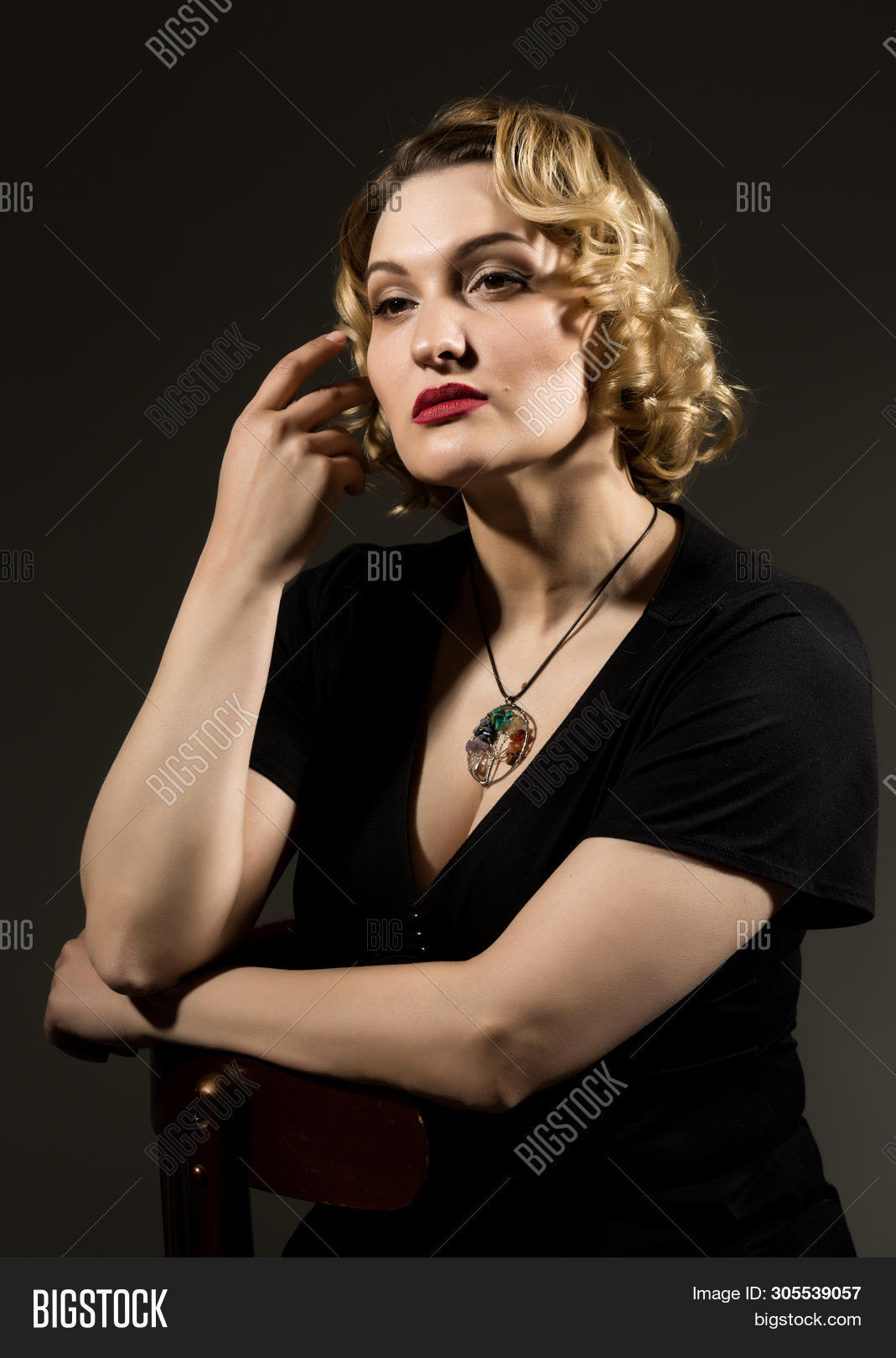 Retro Portrait Image & Photo (Free Trial) | Bigstock