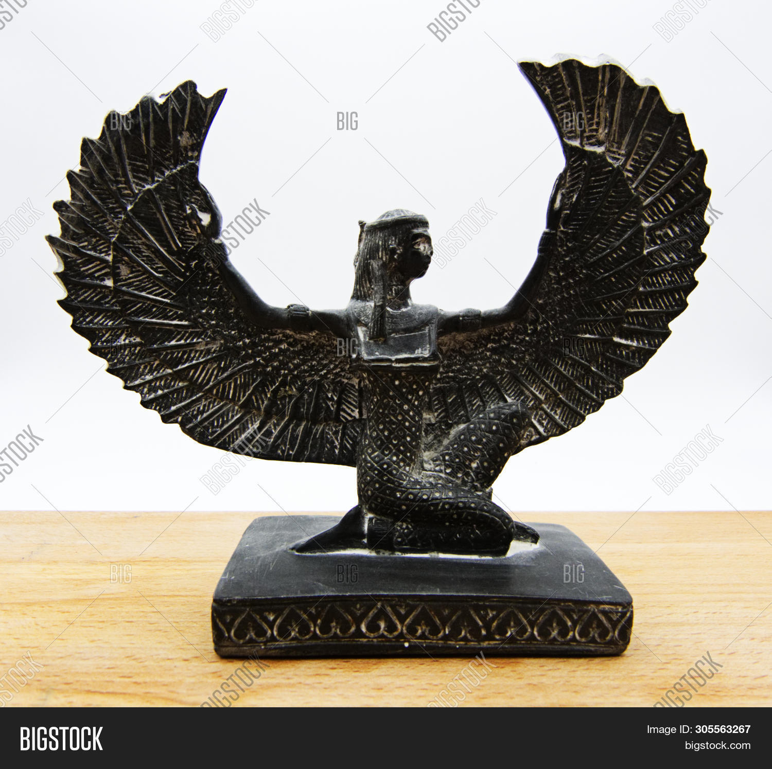 Isis Statue, God Image & Photo (Free Trial) | Bigstock