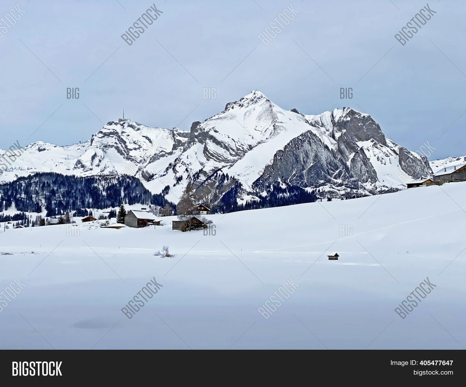 White Snow Caps On Image & Photo (Free Trial) | Bigstock