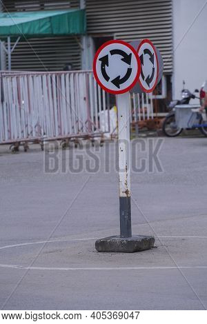 Roundabout Sign Image & Photo (Free Trial) | Bigstock