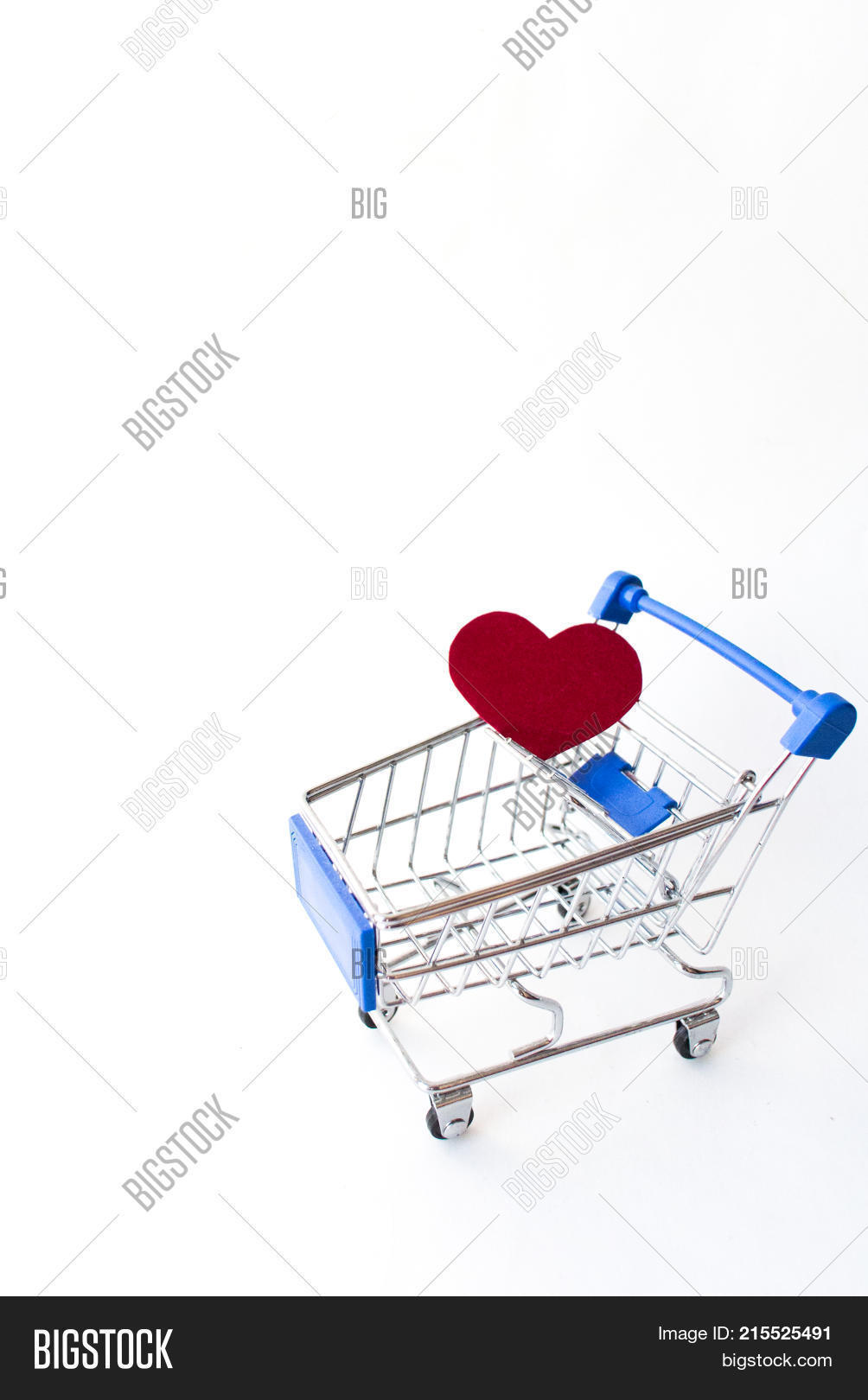 Red Heart Shopping Image & Photo (Free Trial) | Bigstock