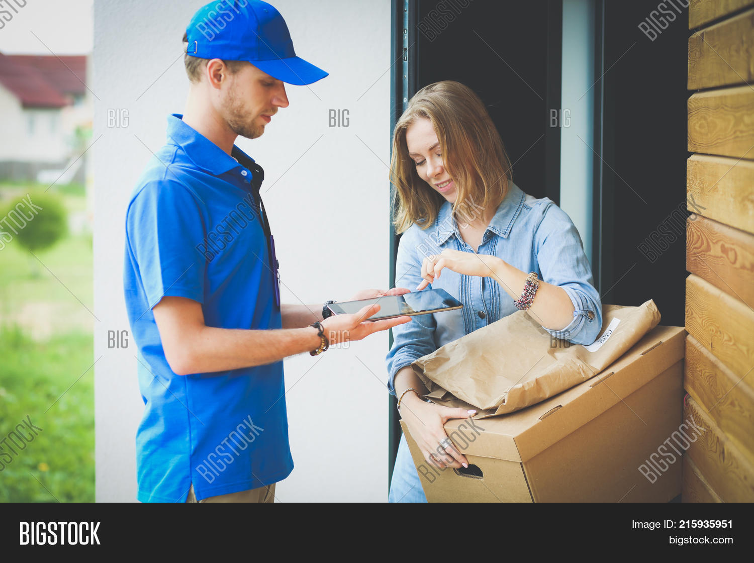 Smiling Delivery Man Image & Photo (Free Trial) | Bigstock