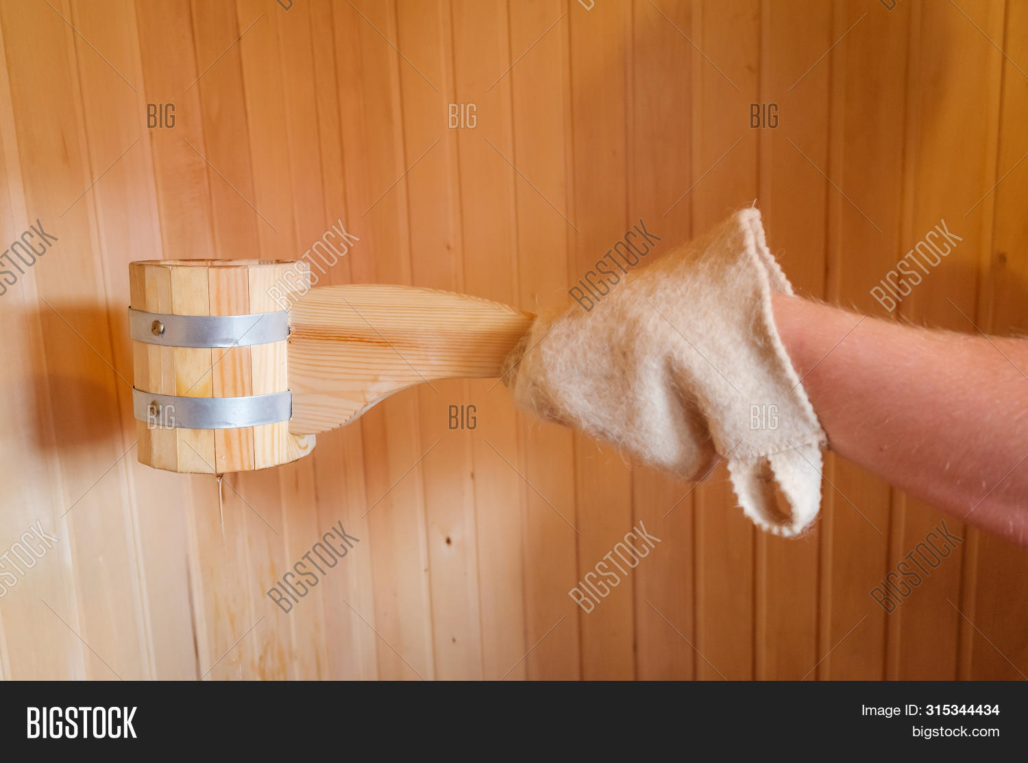 Wooden Ladle Bath Hand Image & Photo (Free Trial) | Bigstock