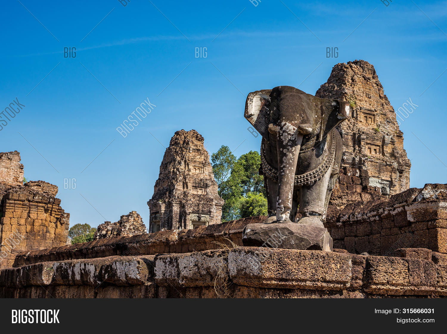 Ancient East Mebon Image & Photo (Free Trial) | Bigstock