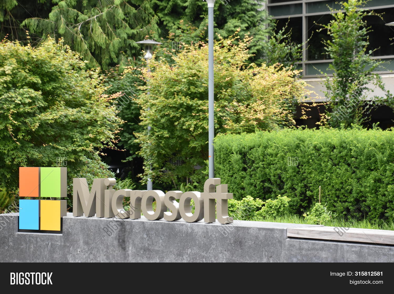 Redmond, Wa - Jun 14: Image & Photo (Free Trial) | Bigstock