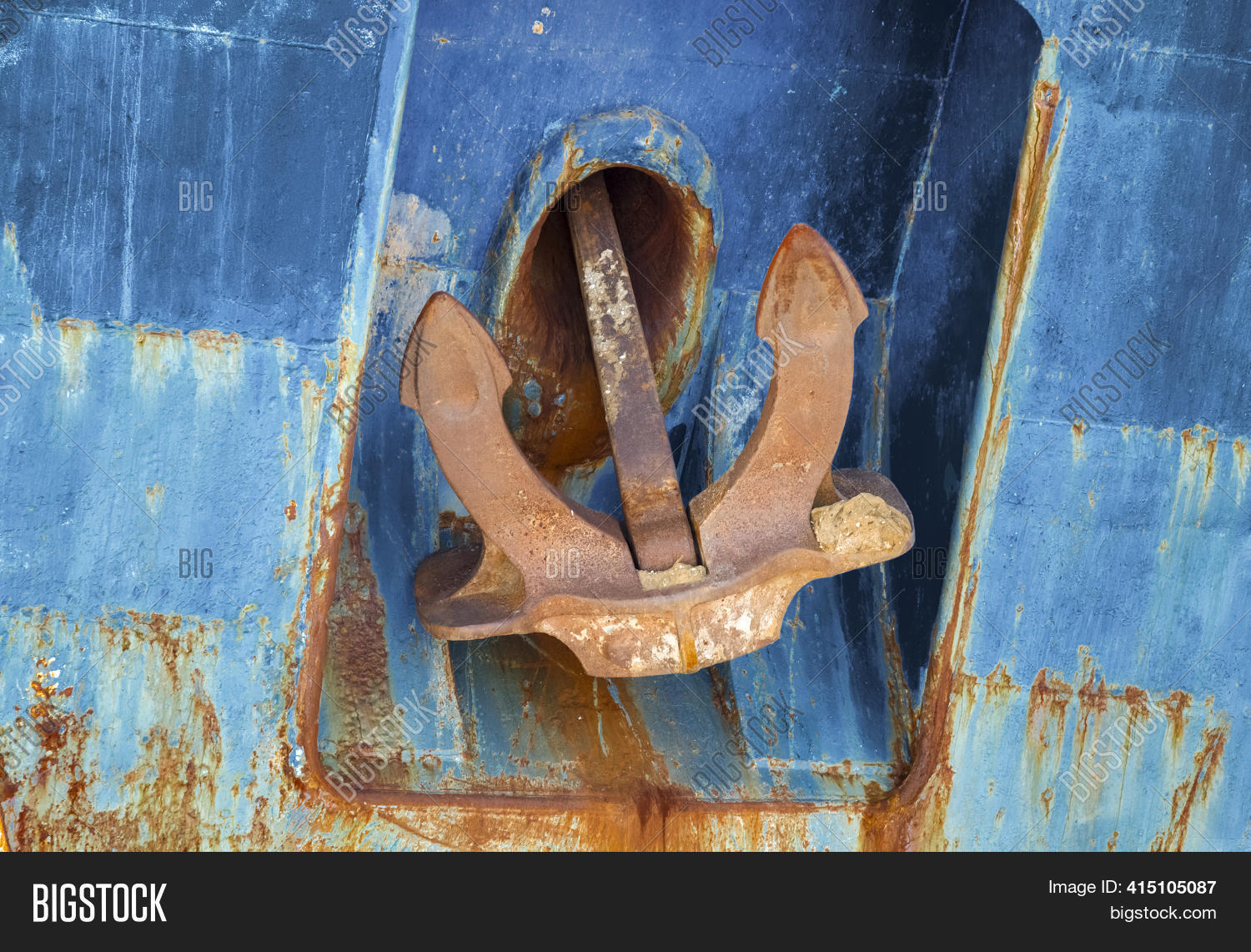 Rusty Anchor Old Ship Image & Photo (Free Trial) | Bigstock