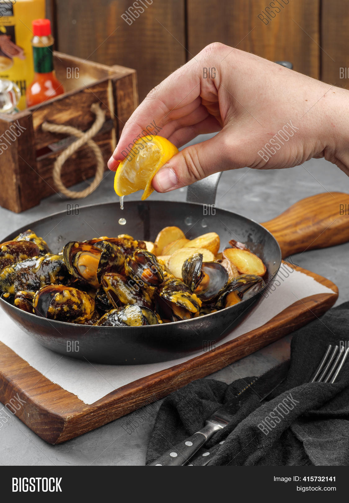 Mussels Cheese Frying Image & Photo (Free Trial) | Bigstock