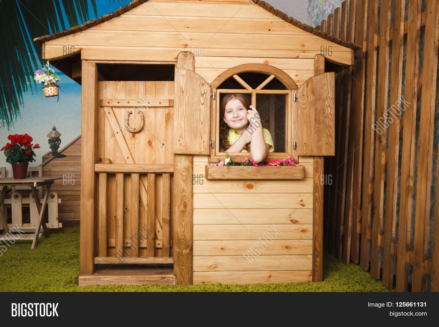 Little Girl Inside Image & Photo (Free Trial) | Bigstock