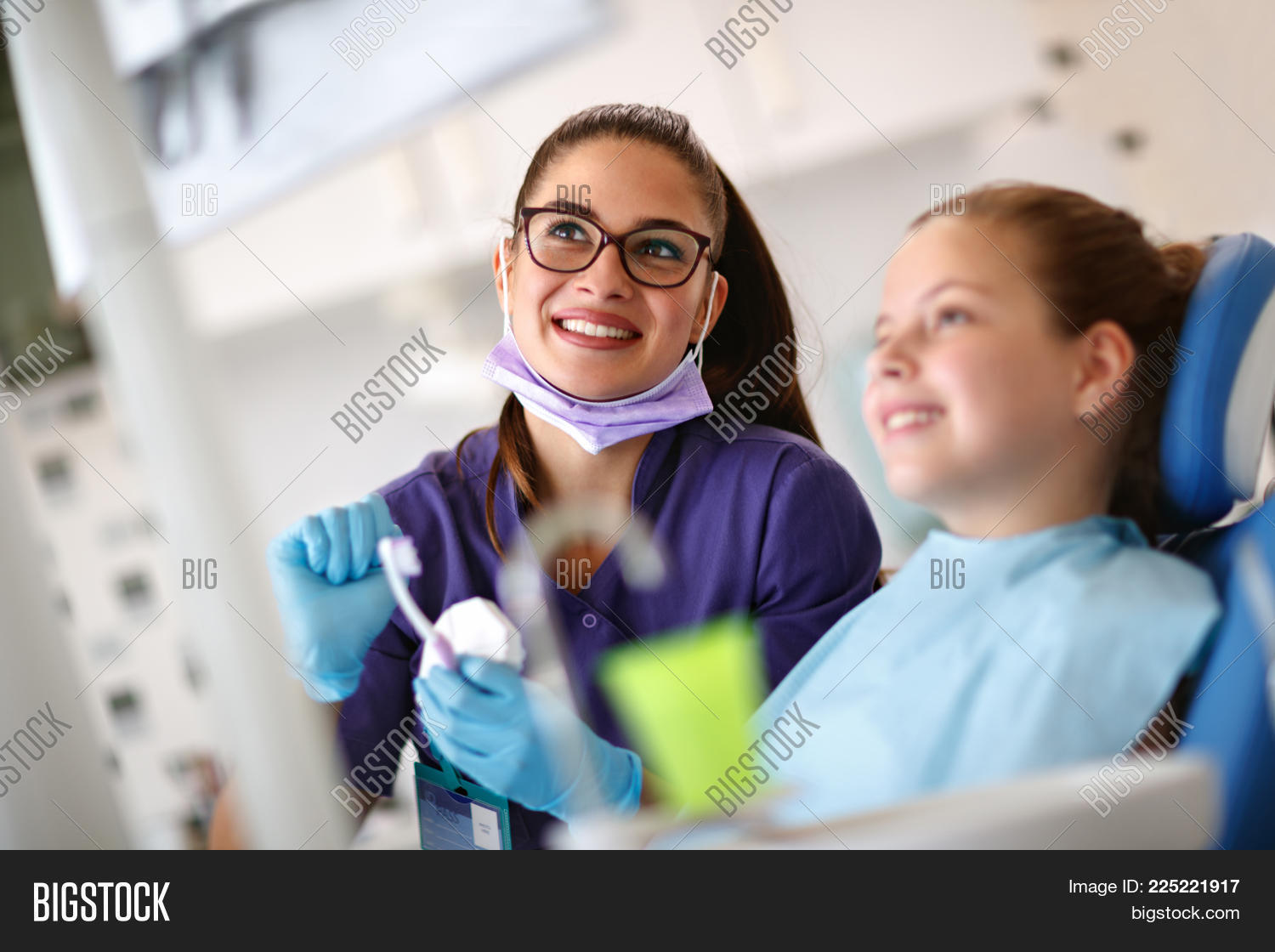 Smiling Female Dentist Image & Photo (Free Trial) | Bigstock