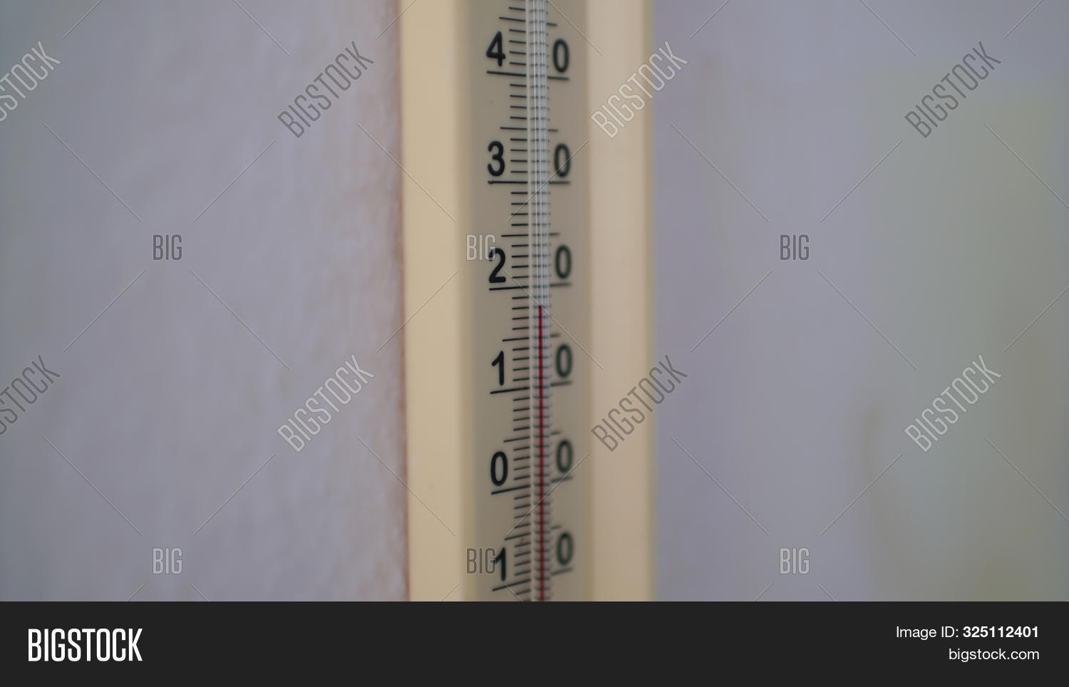 Scale On Thermometer. Image & Photo (Free Trial) | Bigstock