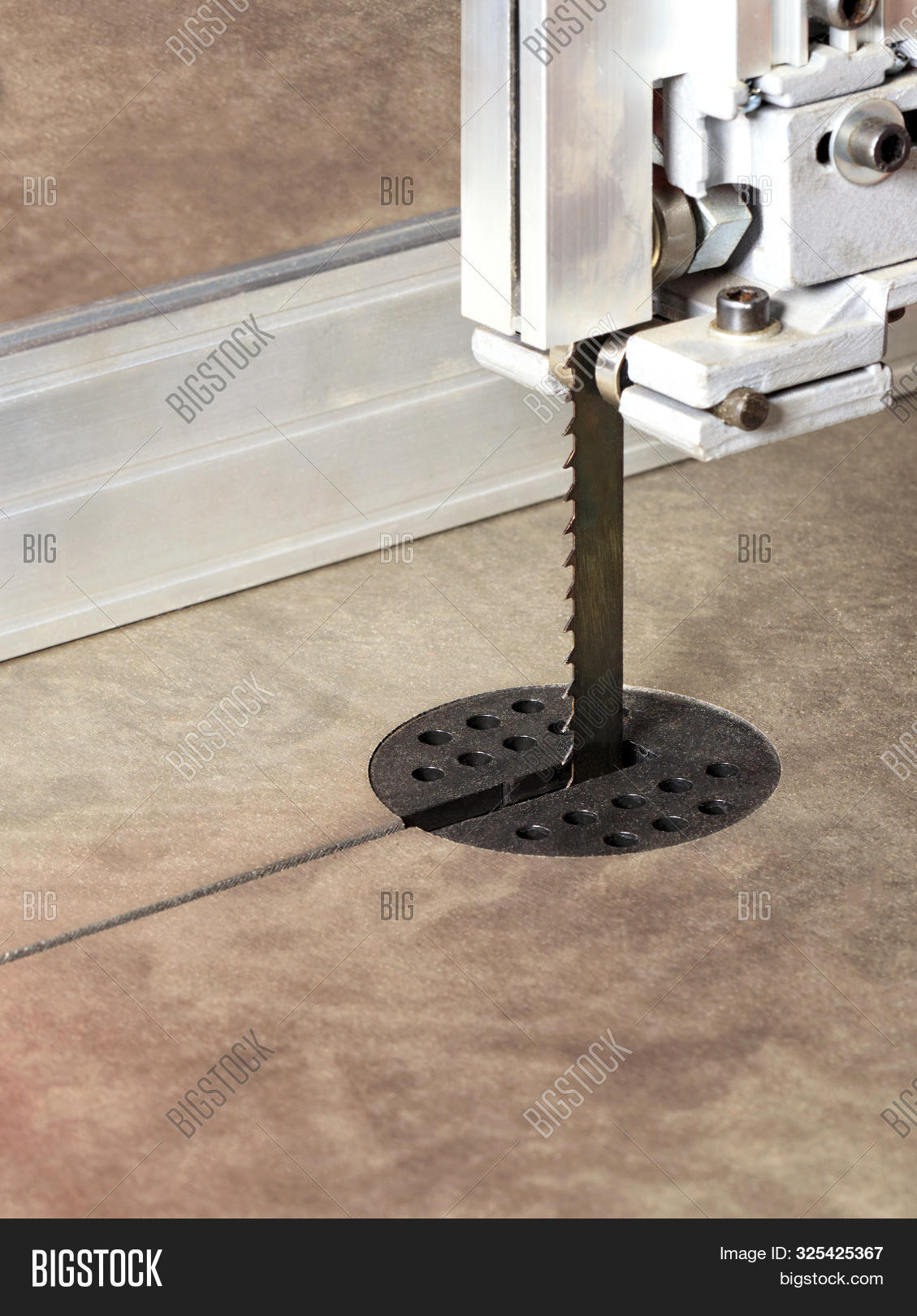 Sharp Teeth Band Saw Image & Photo (Free Trial) | Bigstock