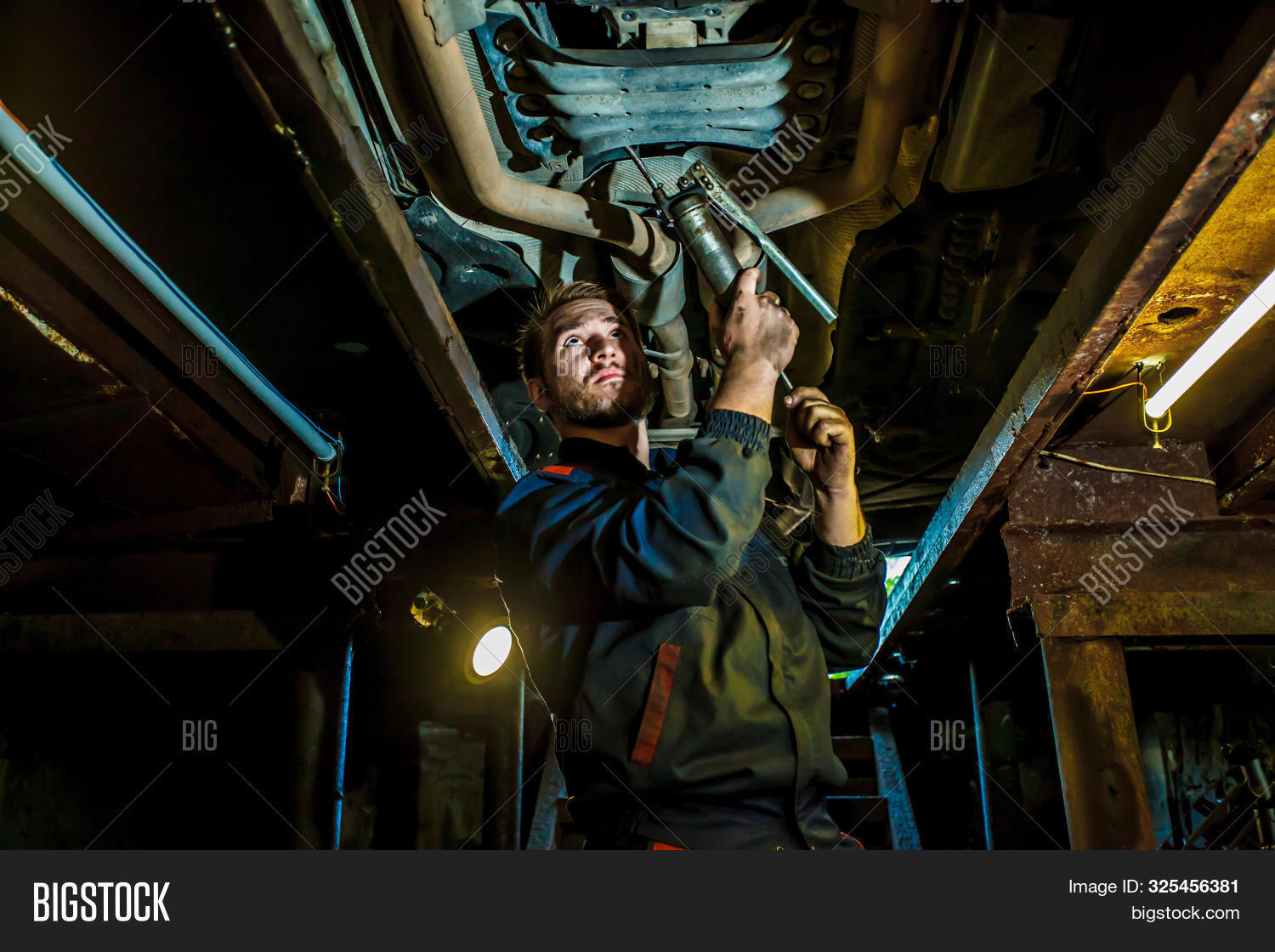 Handsome Mechanic Image & Photo (Free Trial) | Bigstock