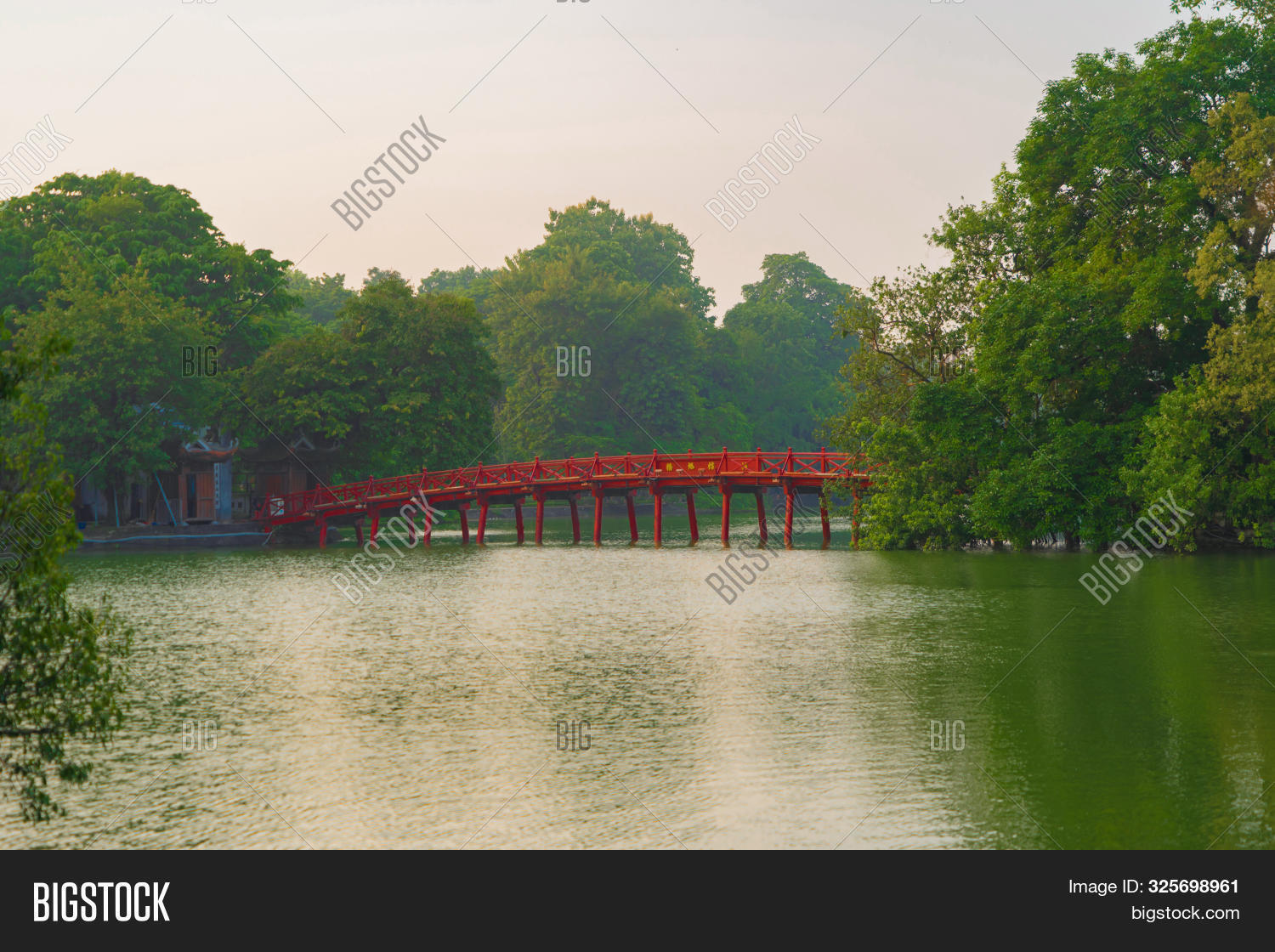 Red Bridge Public Park Image & Photo (Free Trial) | Bigstock