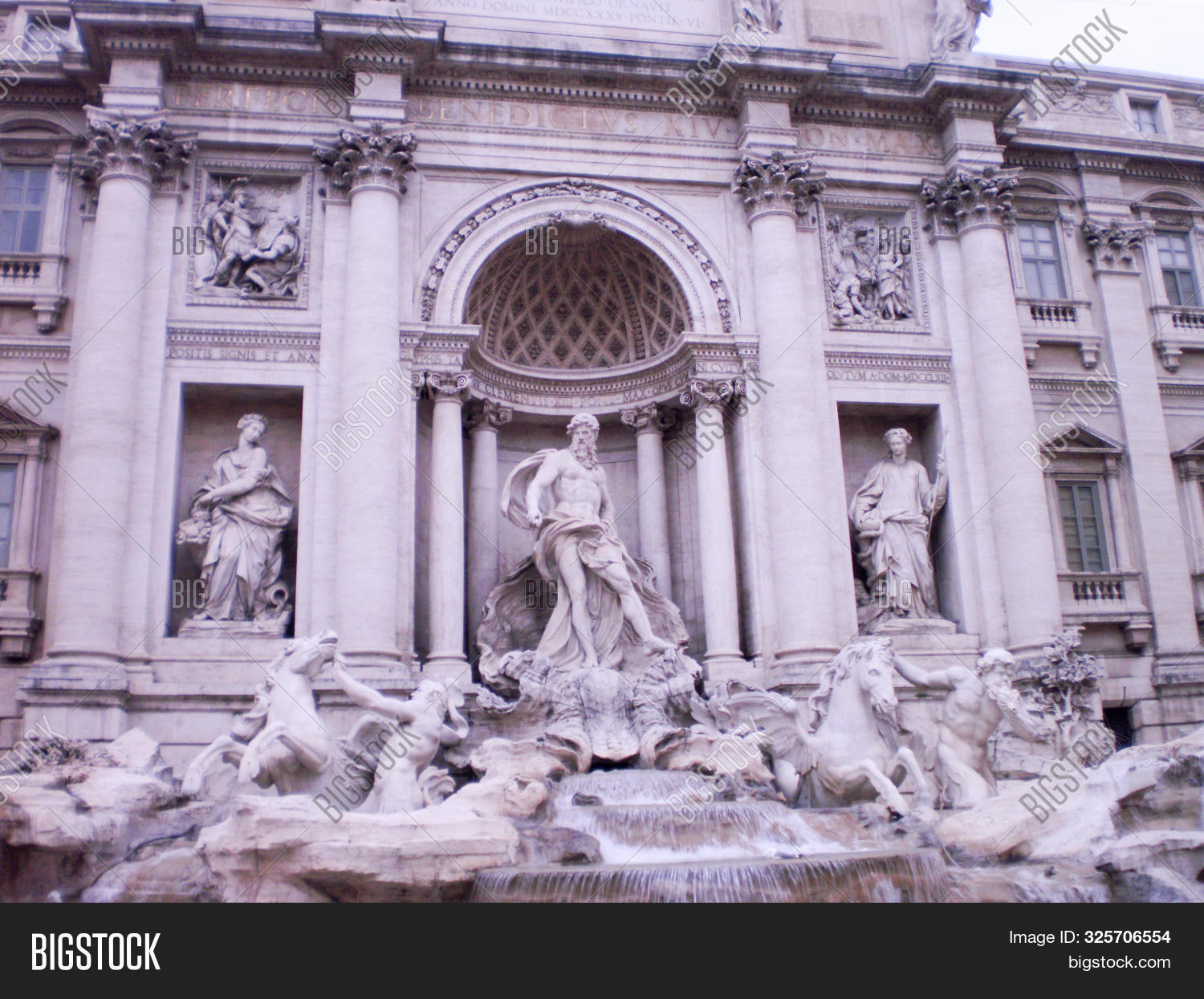 Trevi Fountain Great Image & Photo (Free Trial) | Bigstock