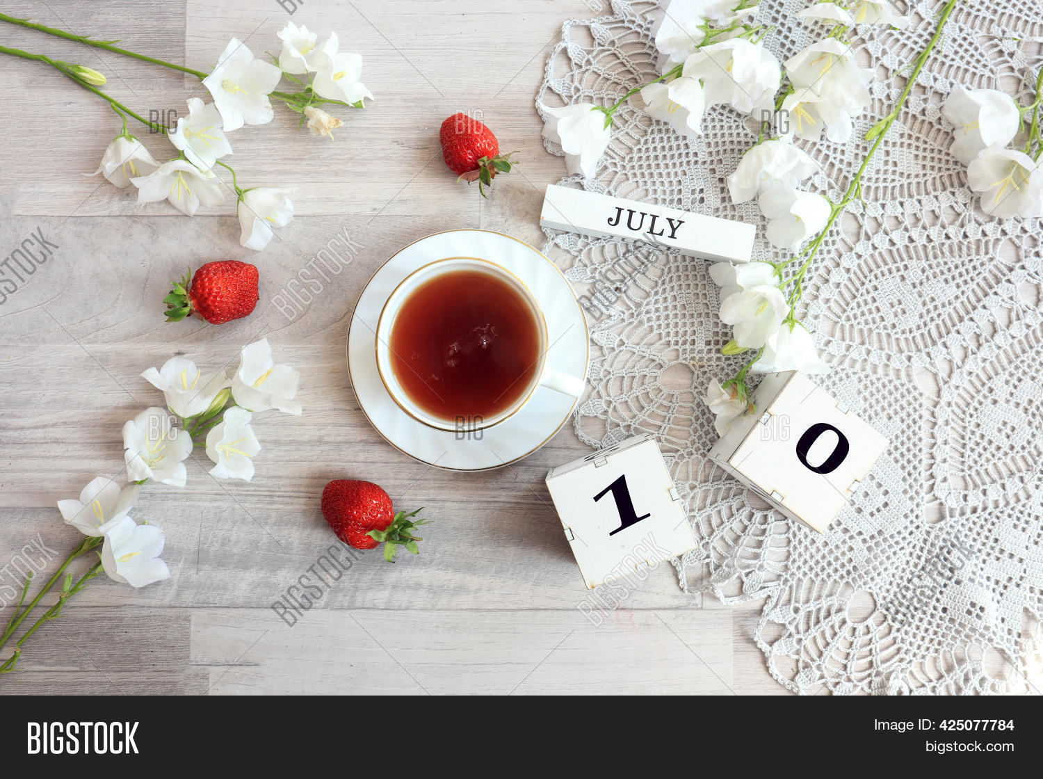 Calendar July 10 : Image & Photo (Free Trial) | Bigstock