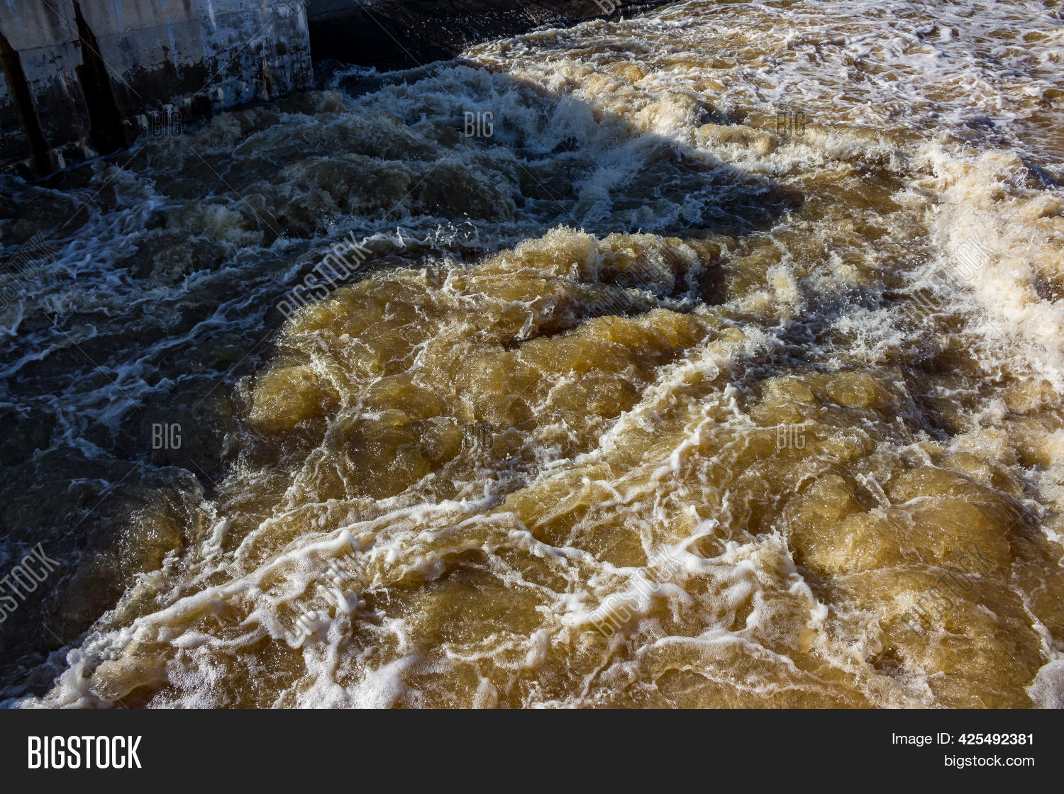 Bubbling Foamy Stream Image & Photo (Free Trial) | Bigstock
