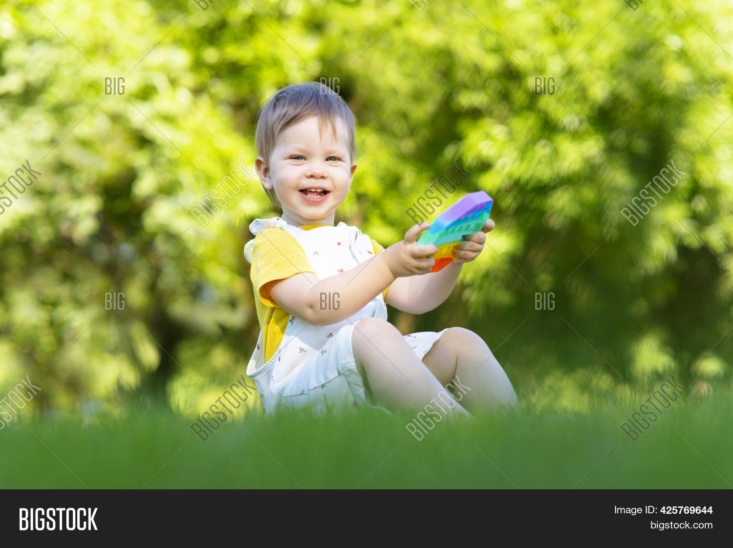 Happy Kid Playing Pop Image & Photo (Free Trial) | Bigstock