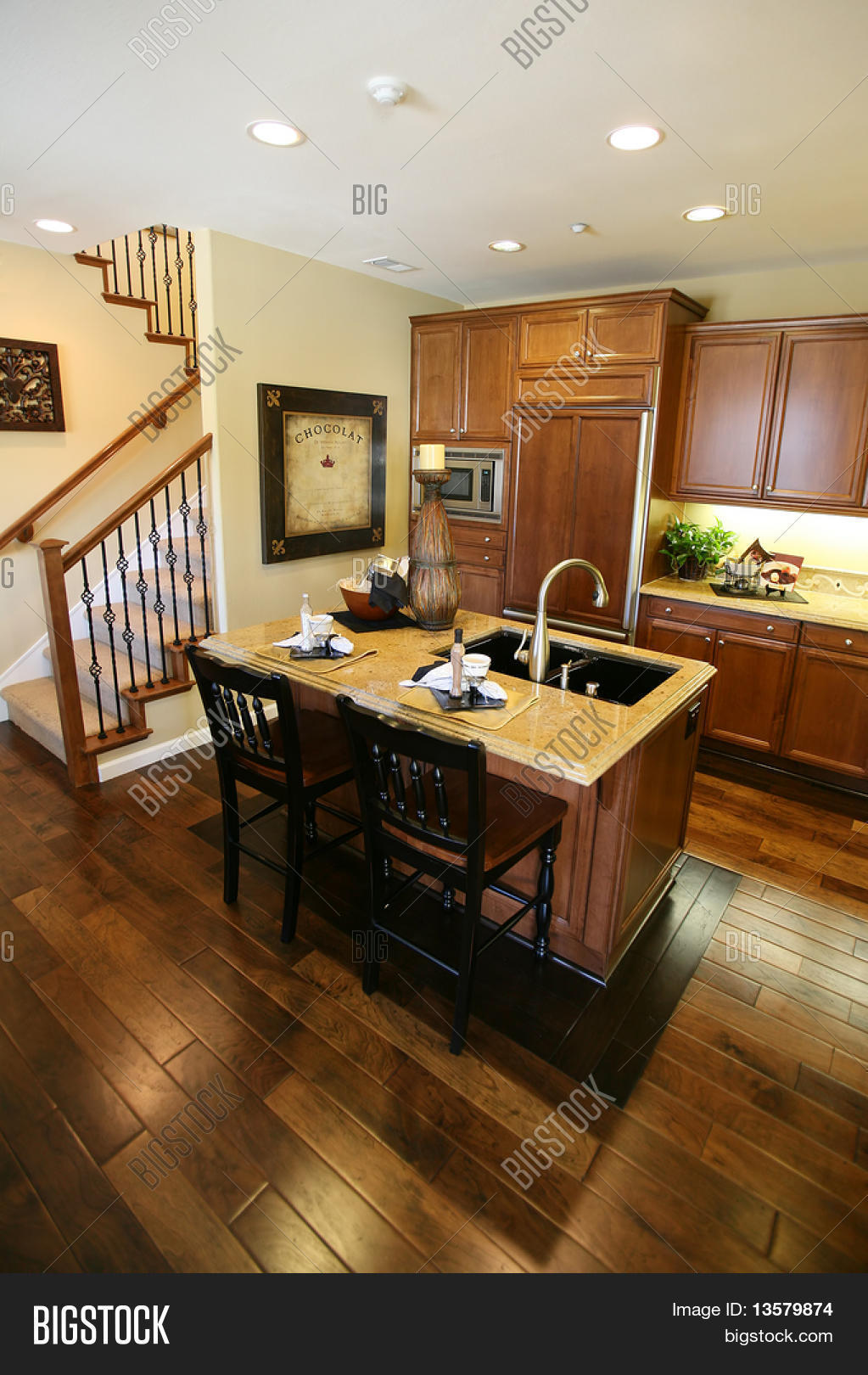 Beautiful Kitchen Image & Photo (Free Trial) | Bigstock